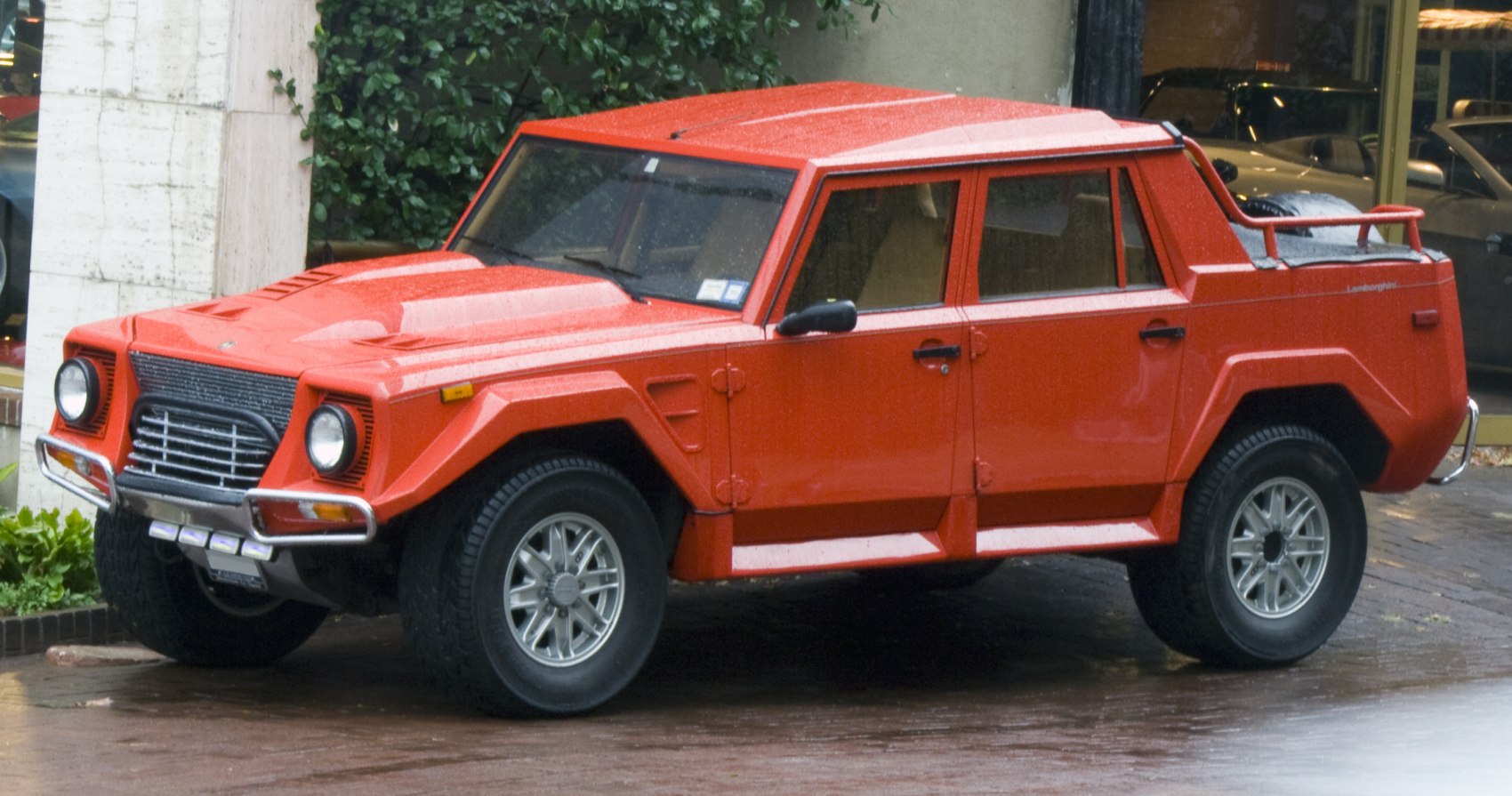 Lamborghini LM002 Gasolina | Precios, Ficha técnica, Características